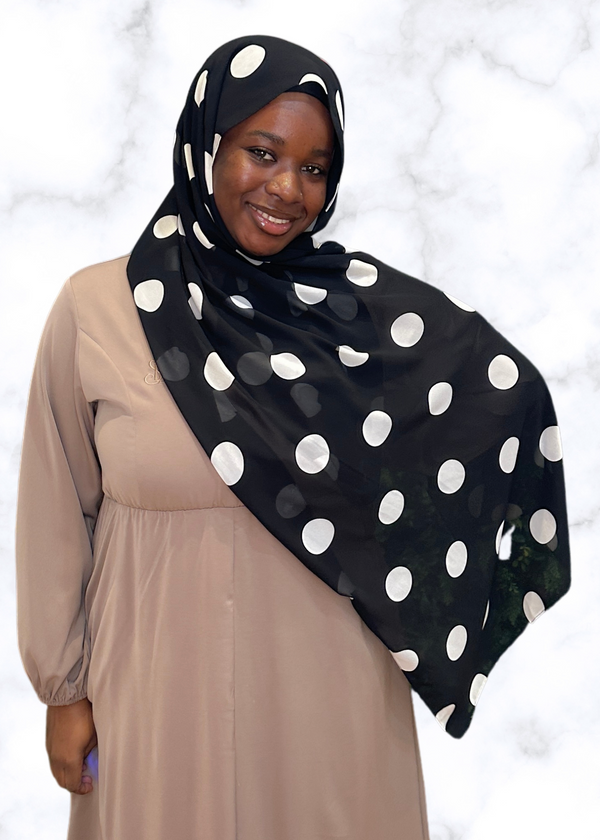 Plus Size Muslim Women Clothing - Styled by Zubaidah