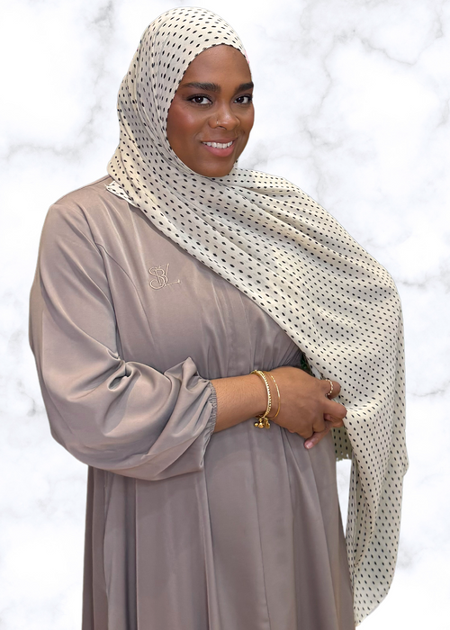 Plus Size Muslim Women Clothing - Styled by Zubaidah